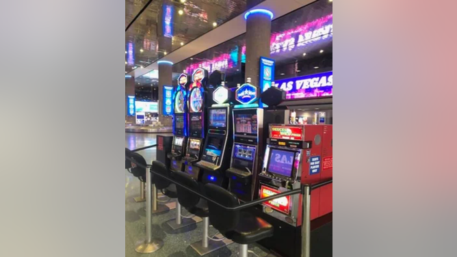 Chilling Flashback Photos Show Las Vegas Abandoned During COVID | OutKick